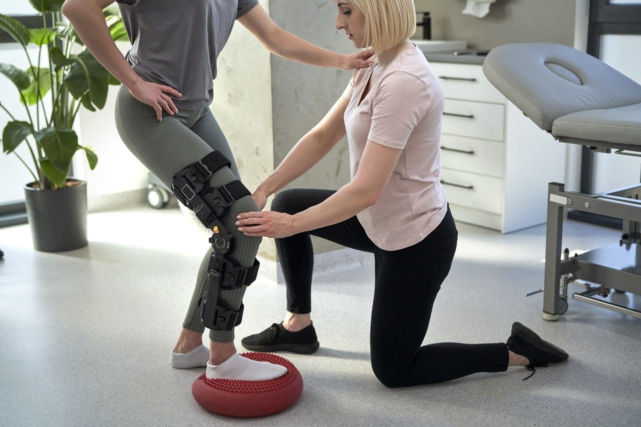 Compressed Nerve In The Knee - El Paso, TX | Sciatica Pain and Treatment Clinic