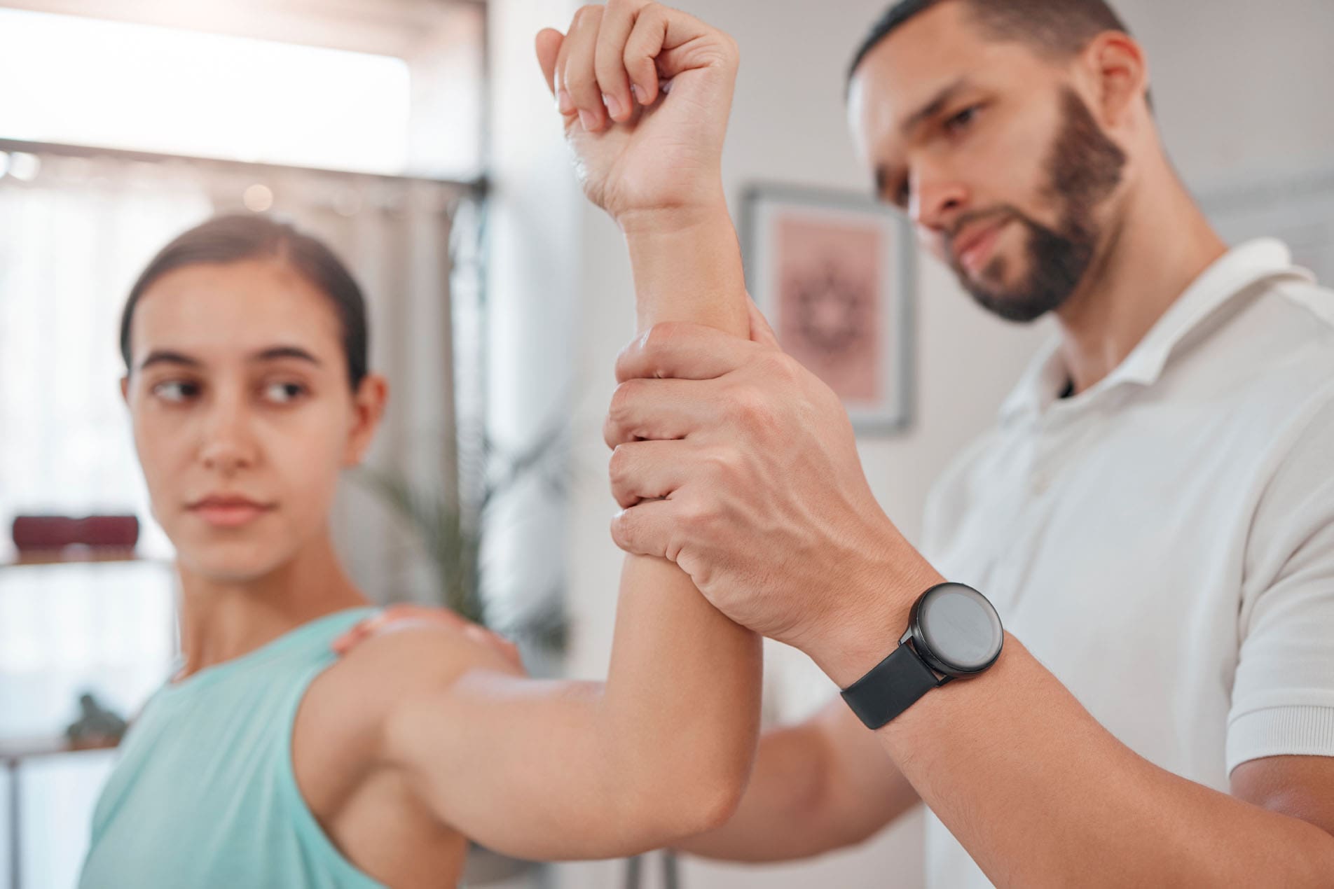 How to Heal a Wrist Sprain: Tips and Techniques - El Paso, TX ...